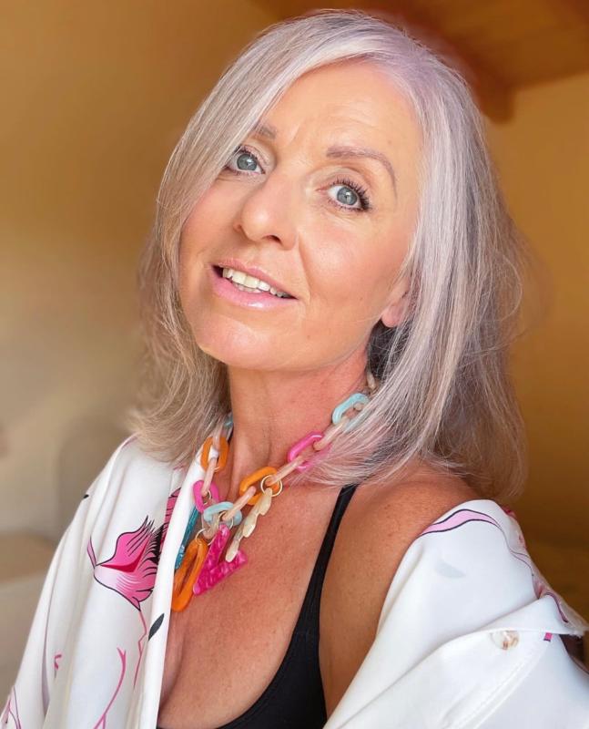 Single Woman 57 In Minneapolis Mn Uptown Date Free Dating Make New Friends